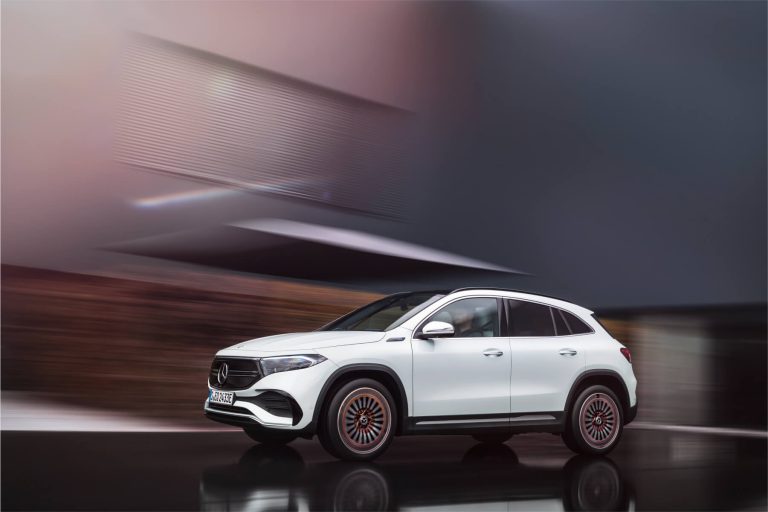 Mercedes-Benz EQA elbil, en lyxig SUV 100% eldriven - Veho Bil